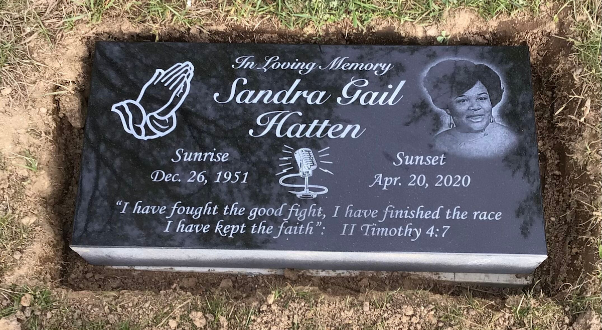 35 Inspirational Bible Verses for Headstones